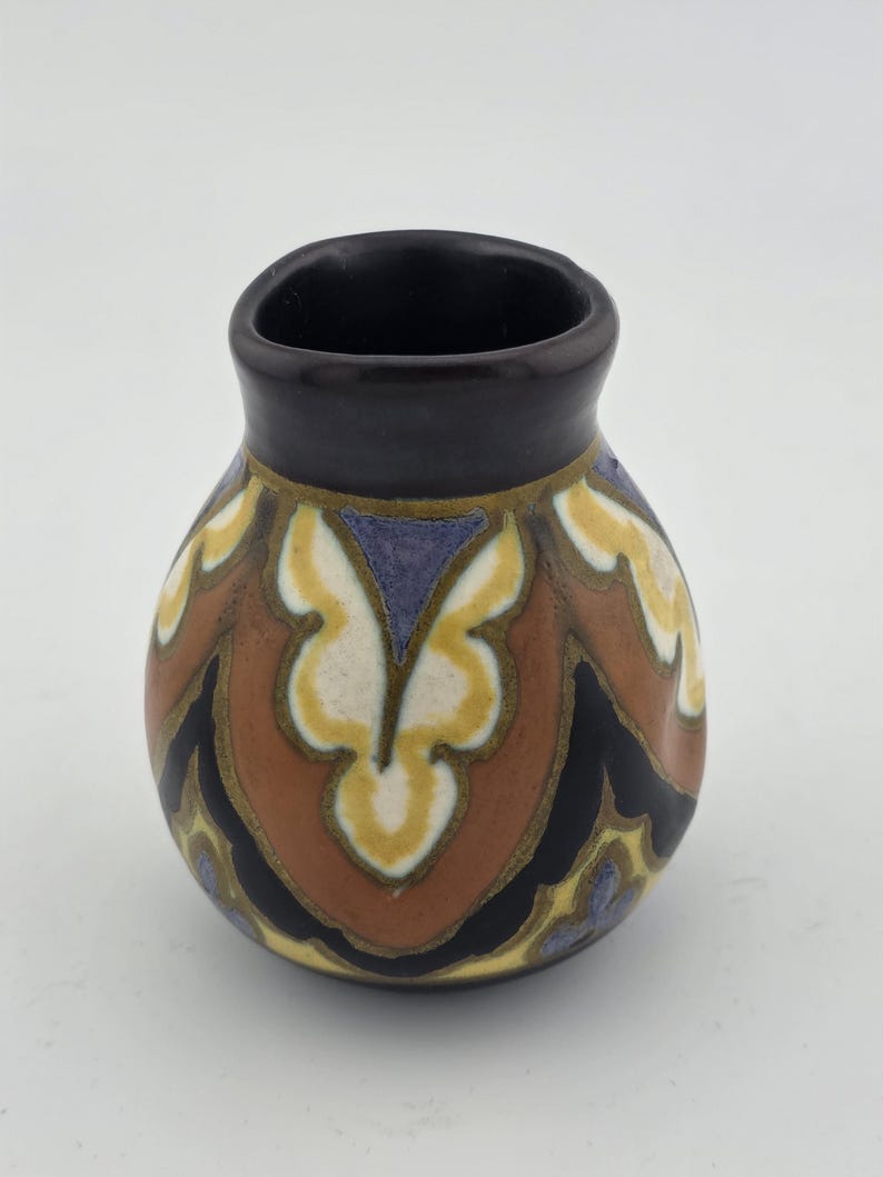 Vintage Dutch Gouda Pottery Hand-painted Aurel Pattern Miniature Vase ...