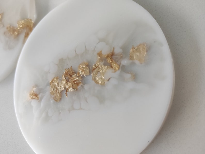 White Resin Coaster Gold Flakes Epoxy Hand-poured Coasters - Etsy