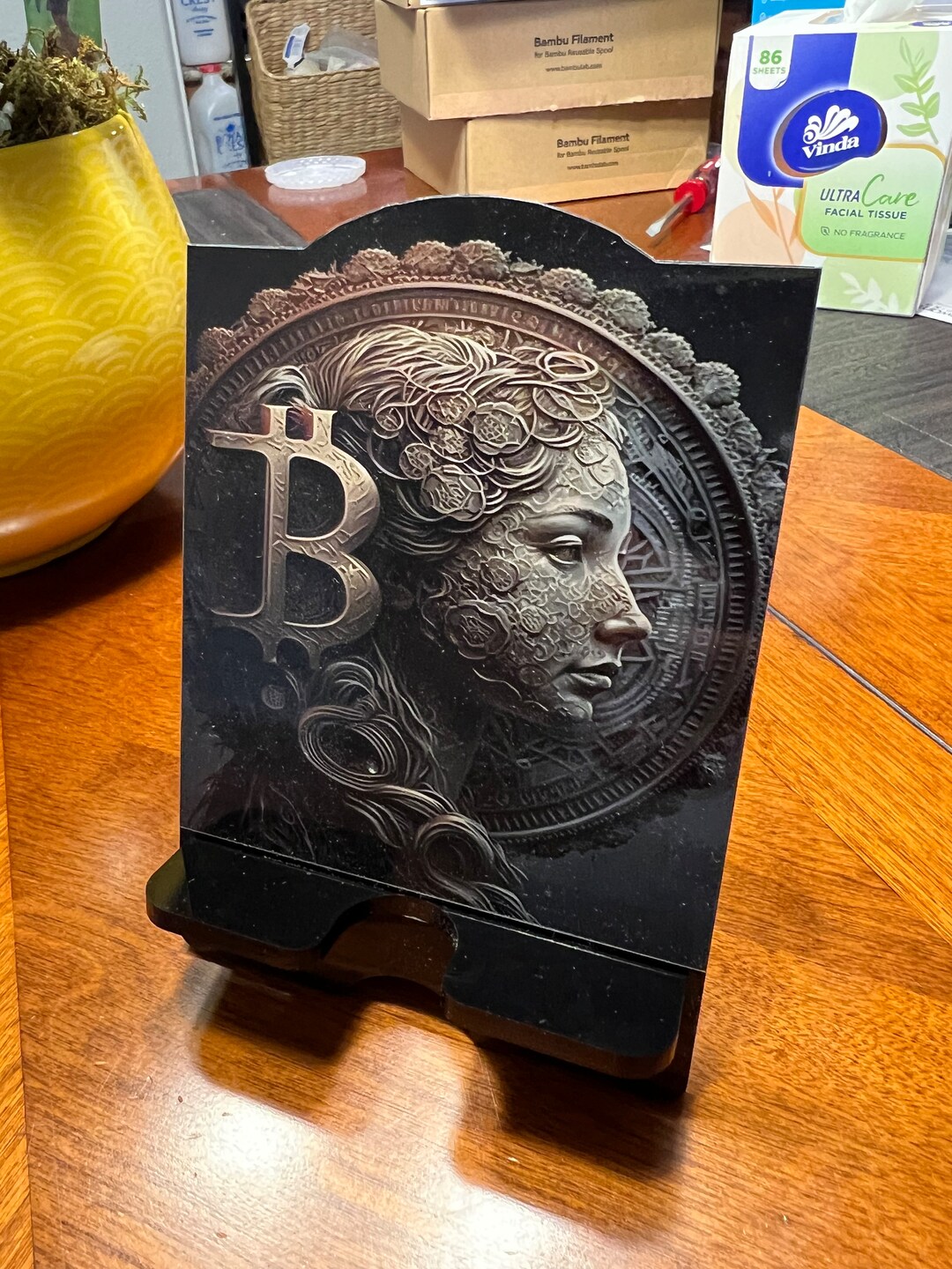 Bitcoin Lady Coin Cell Phone Stand - Etsy