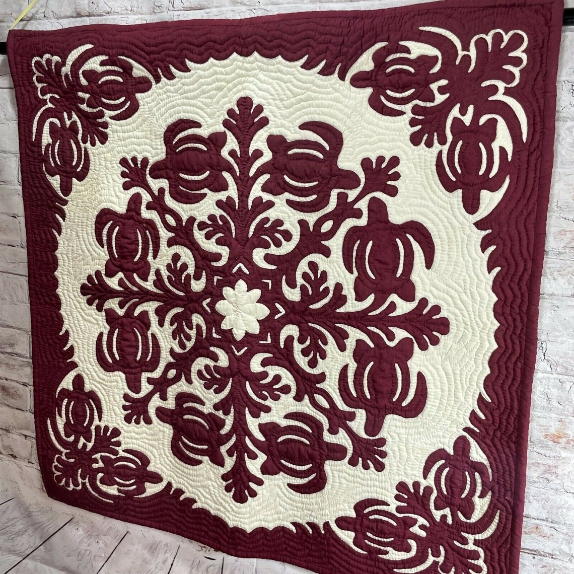 40 X 40 Hand Made Applique Red & White Hawaiian Honu Square Quilt Wall ...