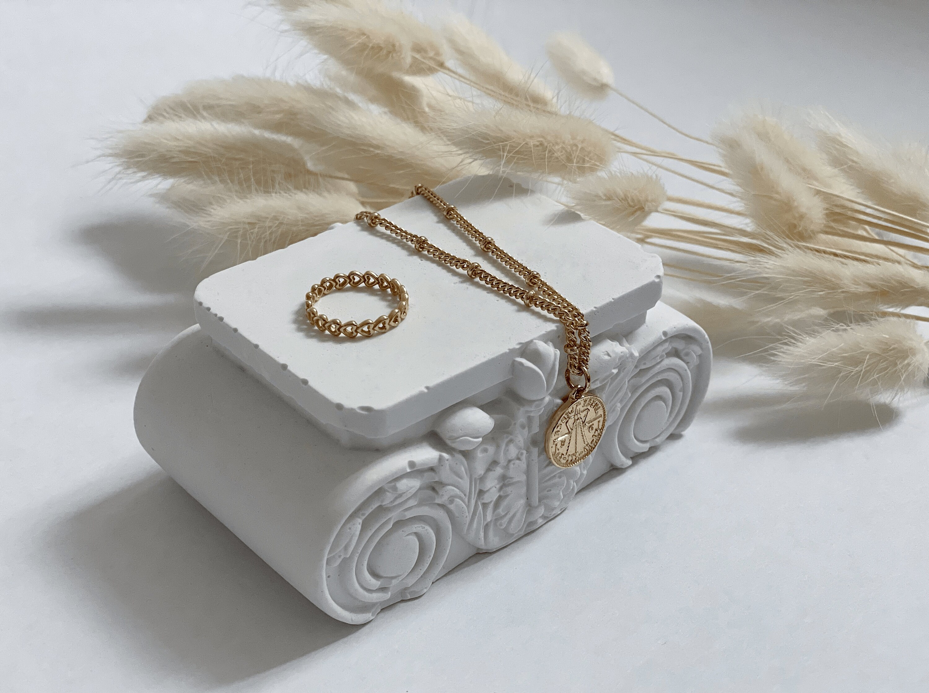 Free Ring Holder Modern Roman Column Decor Display - Etsy