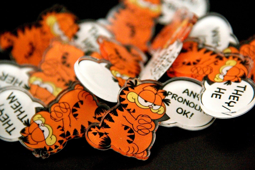 Garfield Pronoun Acrylic Pins - Etsy Australia