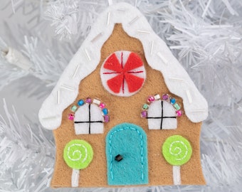 Gingerbread House Felt Sewing Pattern, PDF and SVG File, Christmas ...