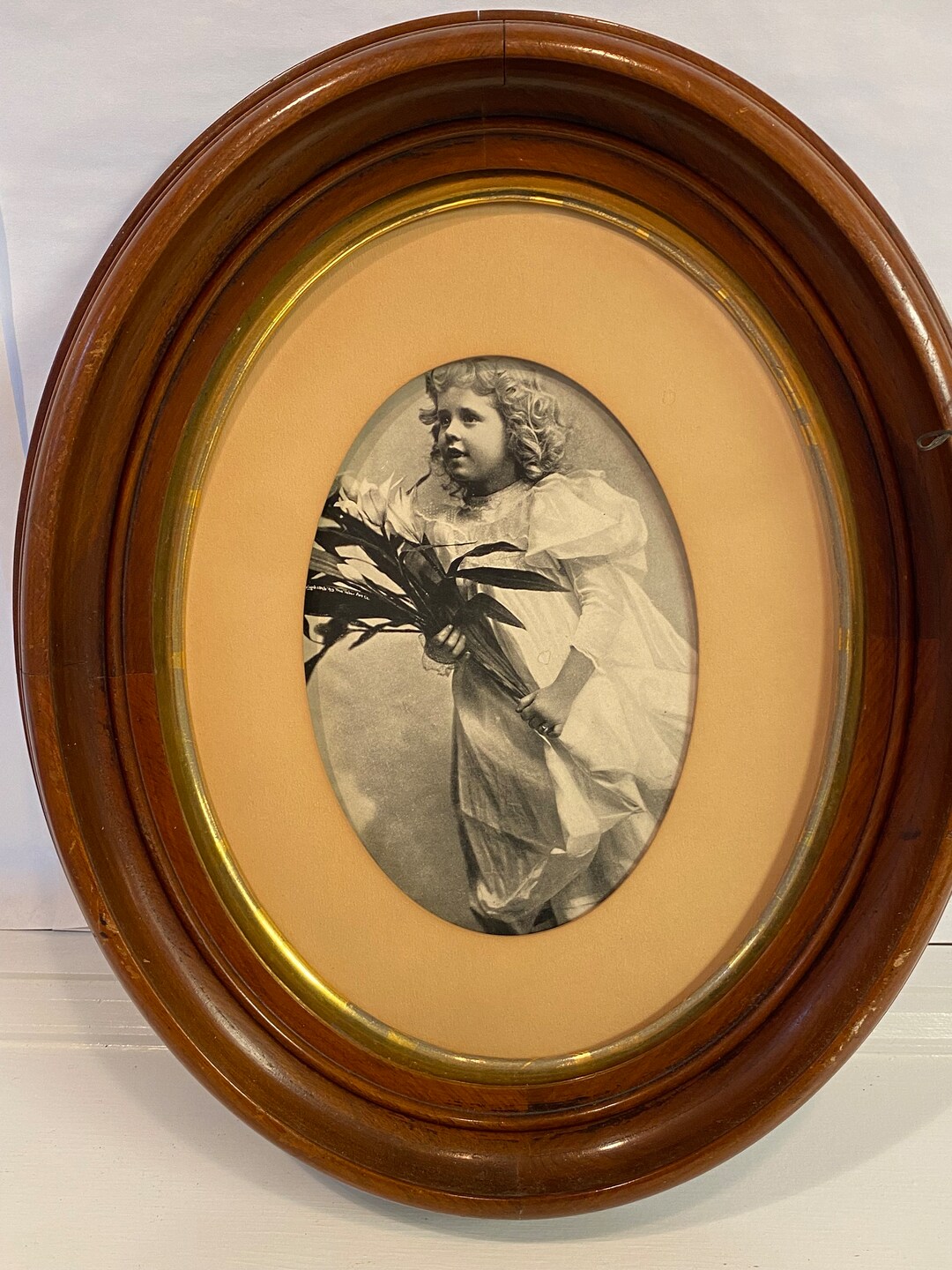 Oval Shape Antique Picture Frame Wood. Photo Titled "two Lillie's" From ...