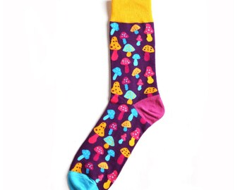 Trippy Mushroom Socks - Etsy