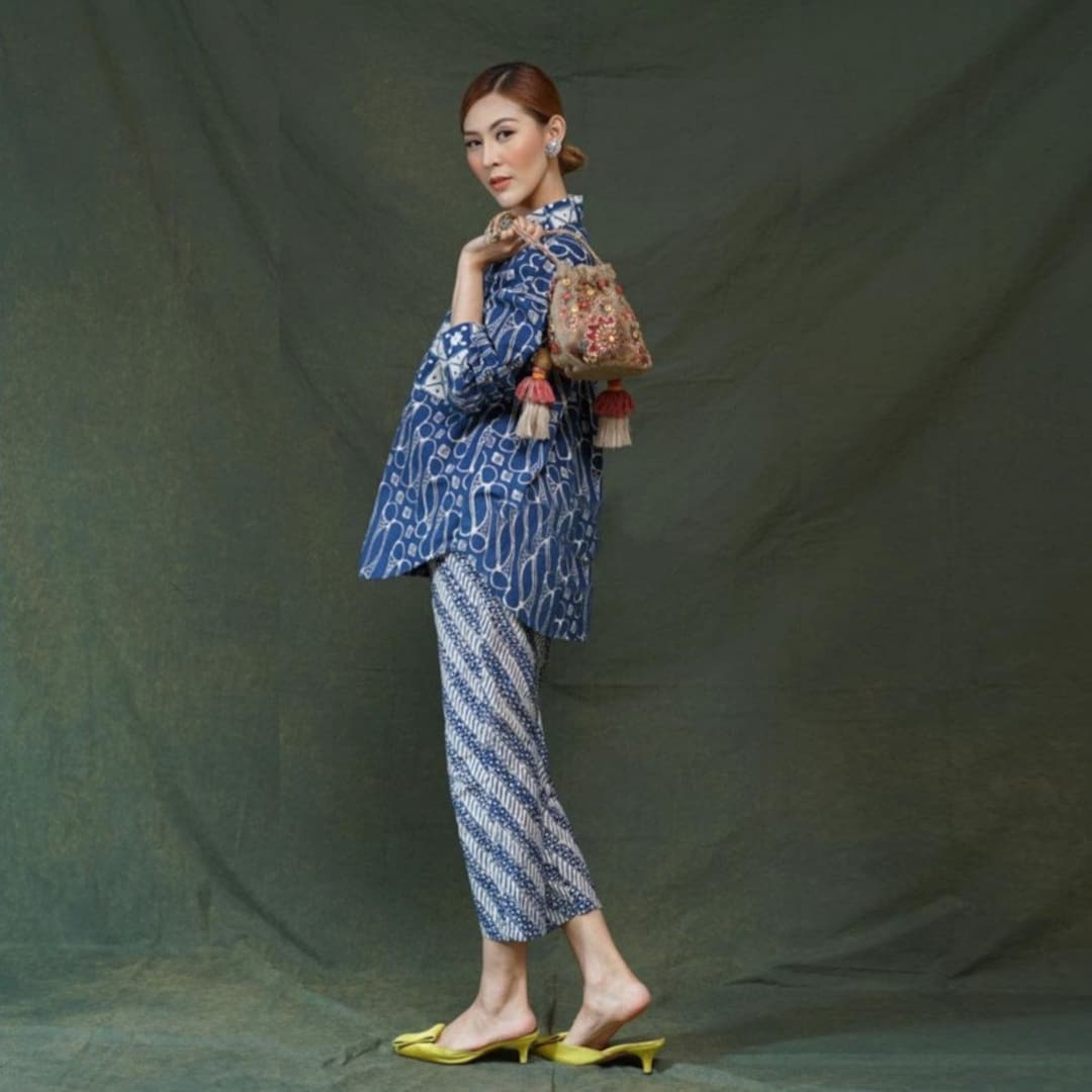 Omilard Eir Women's Batik Sets, Women Blouse Set, Batik Blouse ...