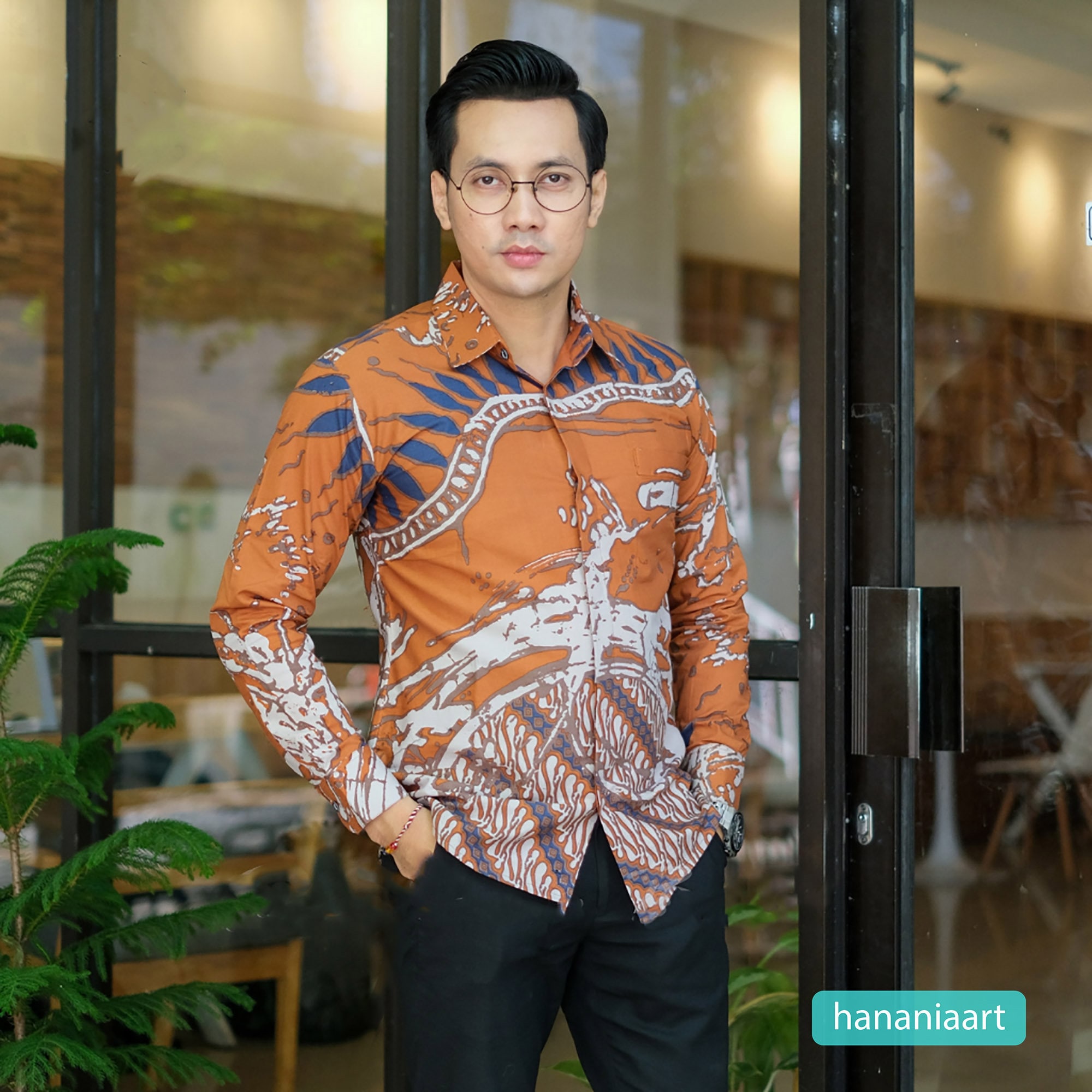 Samudra Elegance in Long-sleeved Men's Batik Shirts From Sendang Batik ...