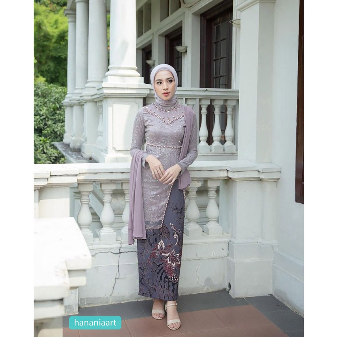 A Contemporary Elegance Nadin's Modern Kebaya Aisyahnajwa Collection ...