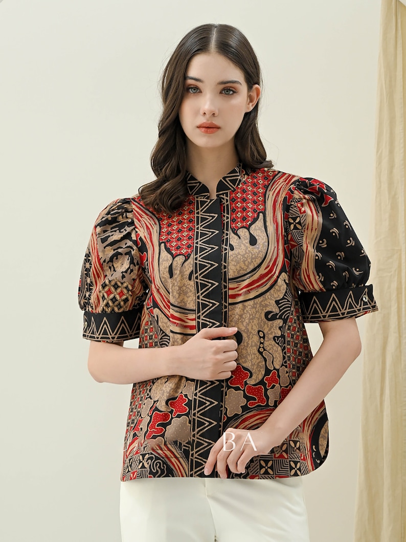 Chic Short Sleeve Batik Blouse Formal Office Wear in Stretch Cotton ...
