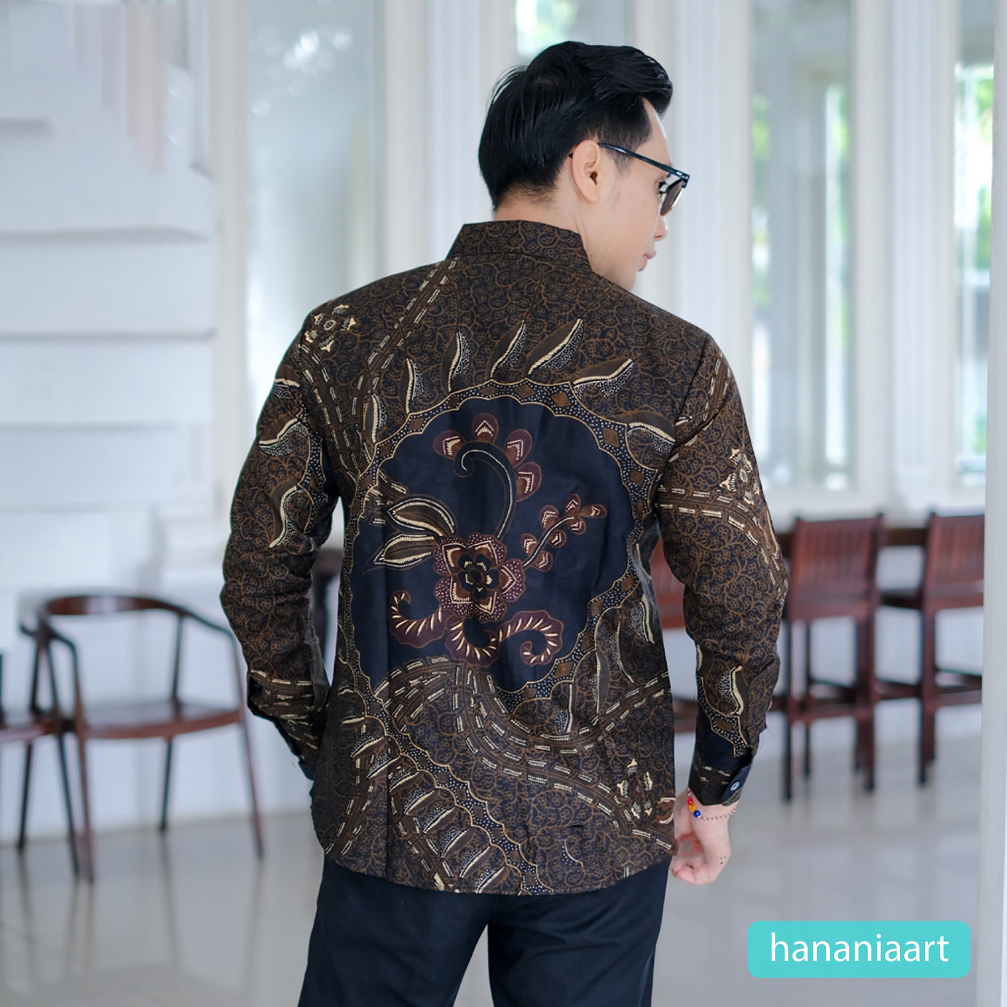 Sendang Batik Premium Long Sleeve Men's Batik Shirt With Green Plate ...