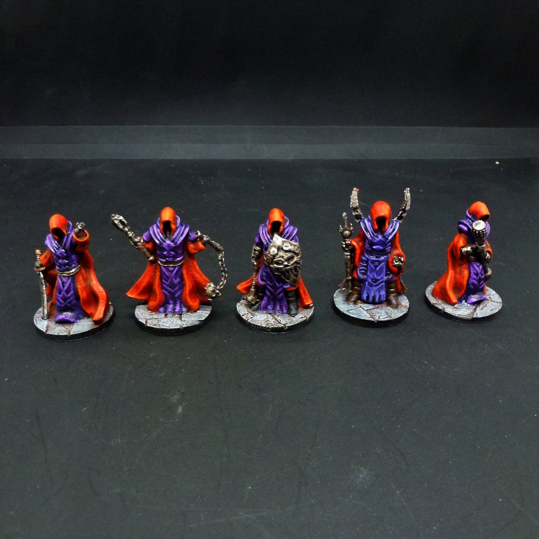 Cultist Character Miniatures: 28mm/32mm Unpainted Tabletop RPG - Etsy