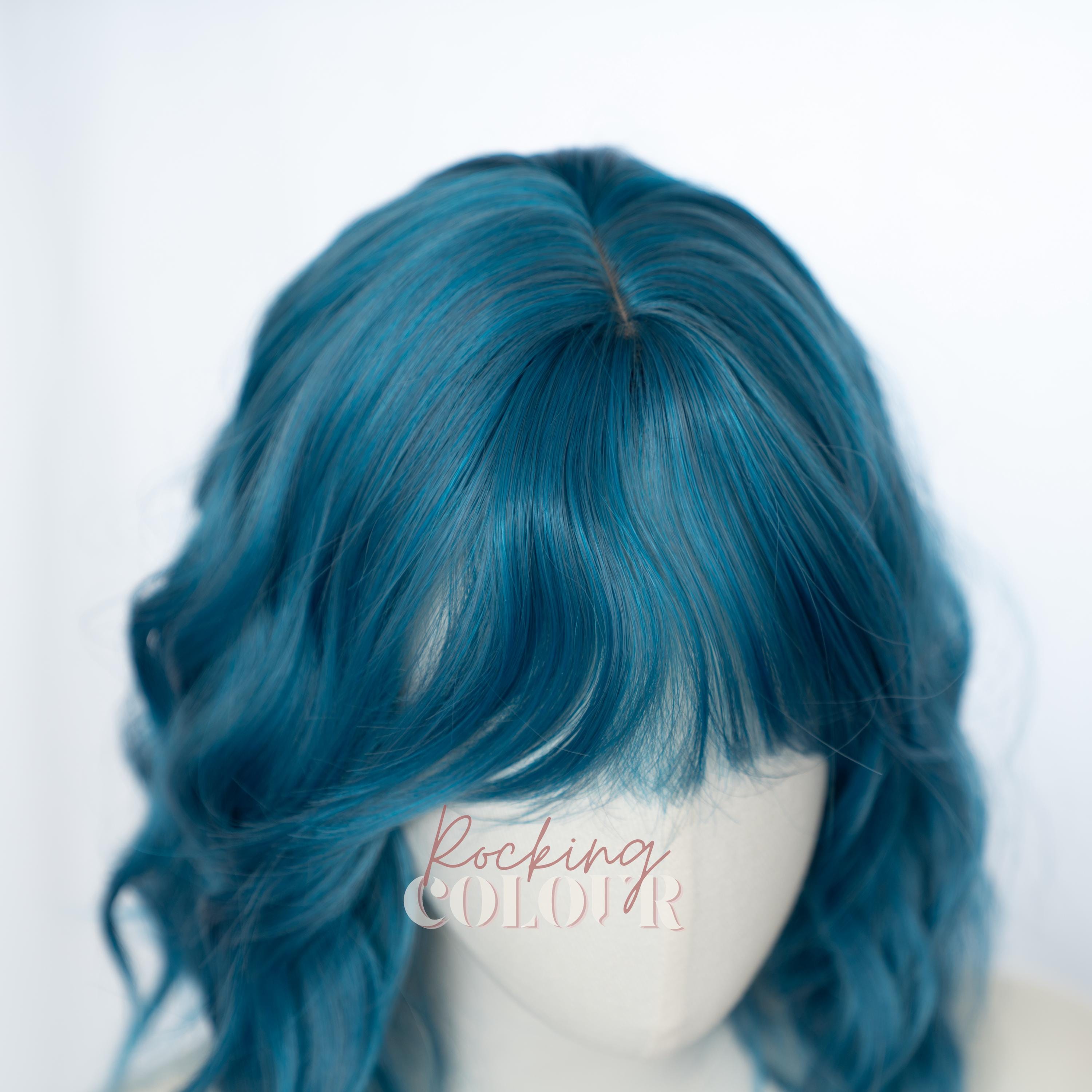 Sky Blue Short Wavy Bob Wig With Bangs, 14-inch Shoulder-length ...