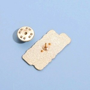 5 Iconic Hilarious Fun Statement Pins and Brooch for Young and Hip ...