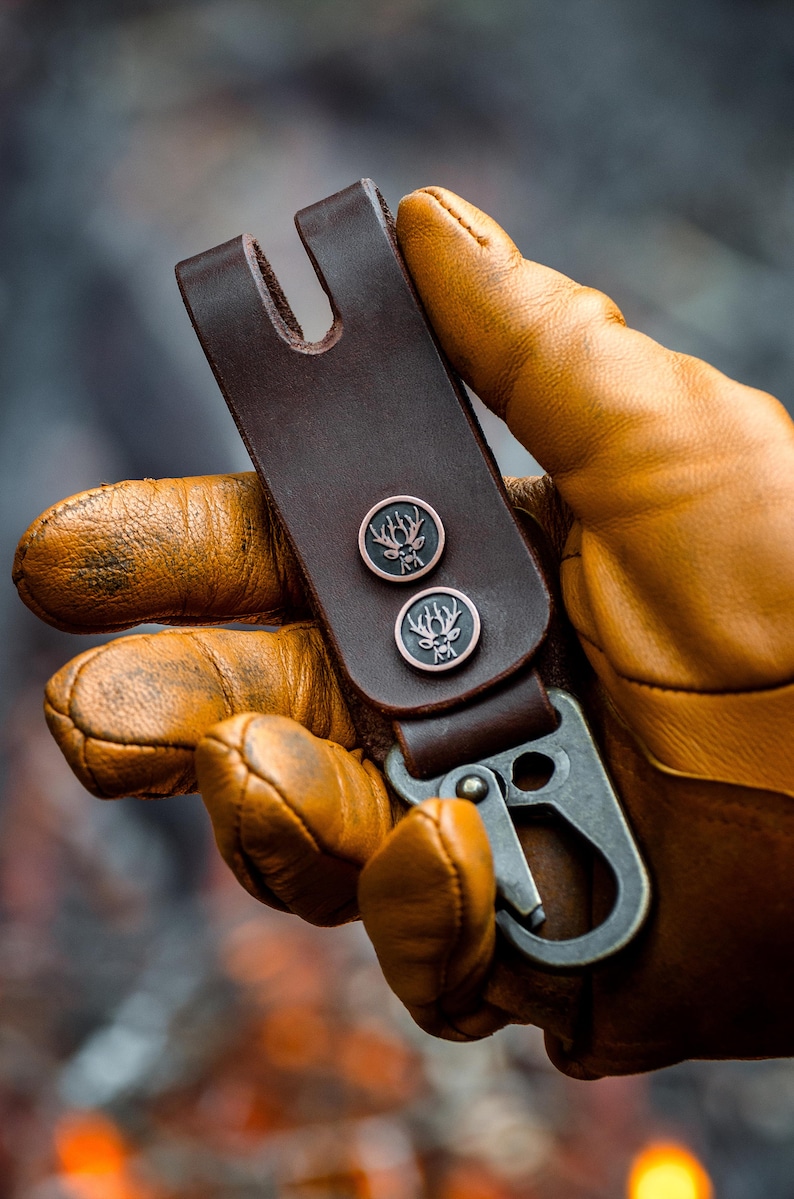Bushcraft Leather Key Fob: Belt Clip Keychain - Etsy