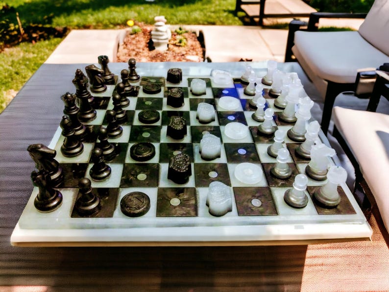 Handmade Resin Chess Set (15 Inch) - Personalized Glow-in-the-dark ...