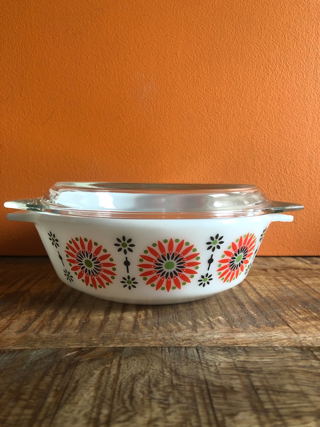 Rare JAJ Pyrex Red Iris Pyrex Medallion Casserole. Vintage JAJ Pyrex ...