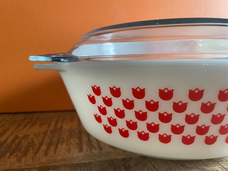 Vintage JAJ Pyrex England Red Tulip Casserole Dish, 1980s - Etsy UK