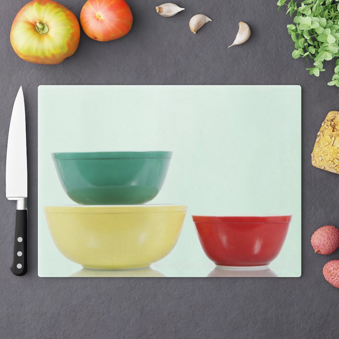Pyrex Mixing Bowls by Corelle Cutting Board With Pyrex Bowls. Rare ...
