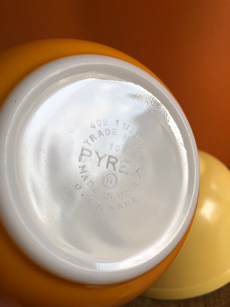 Vintage Pyrex Town and Country Bowls – Yellow & Orange Nesting Set - Etsy