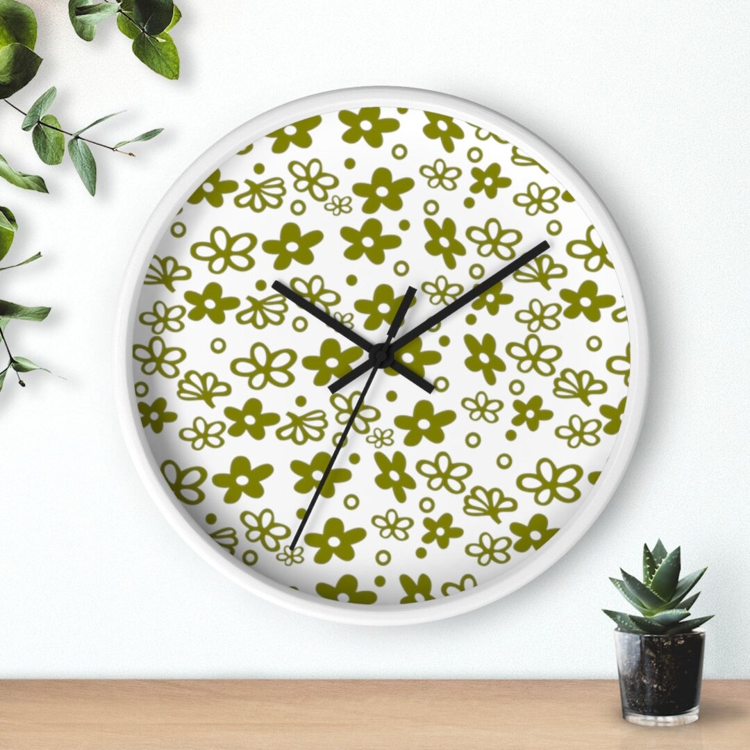 Spring Blossom Corelle Crazy Daisy Wall Clock, Spring Blossom Green ...