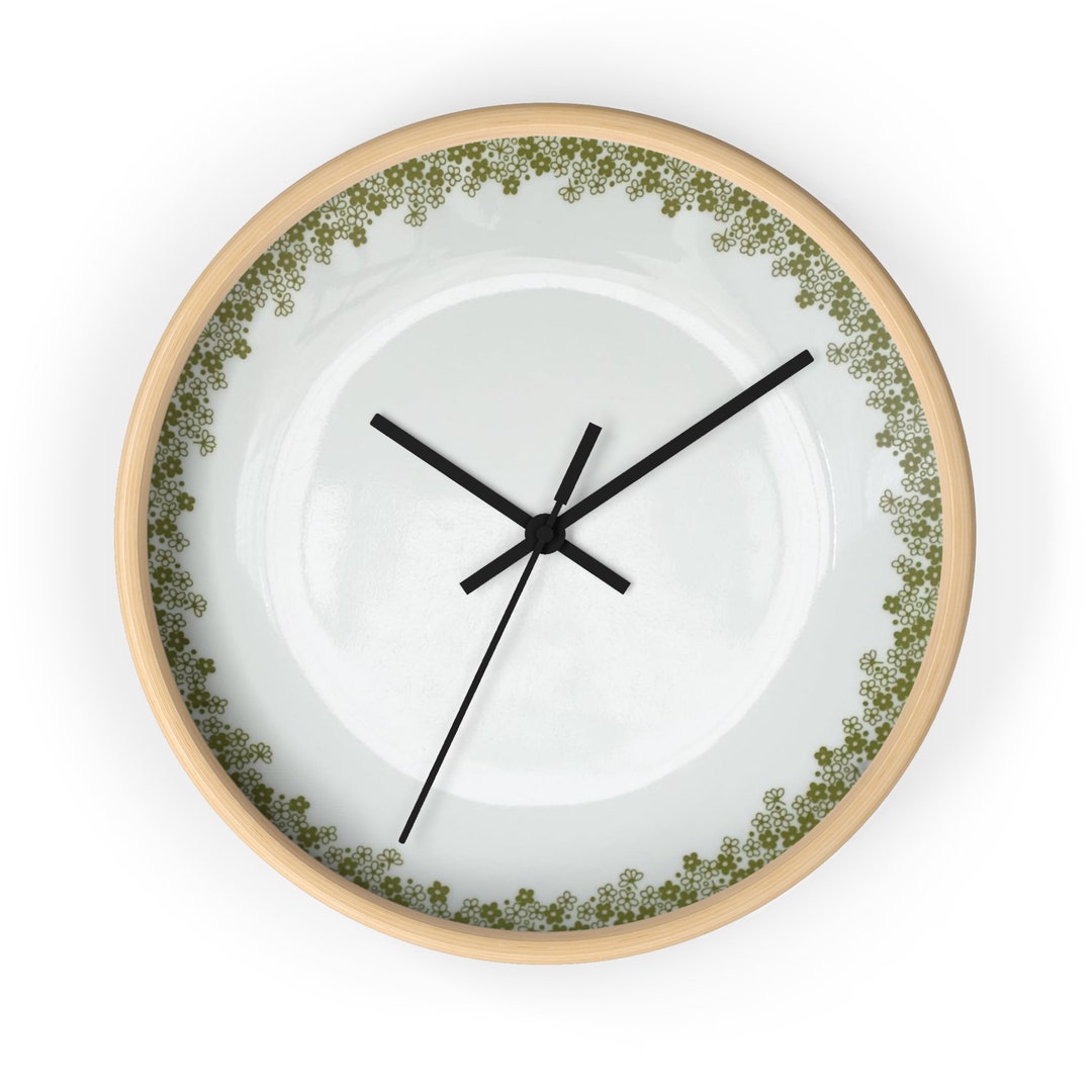 Corelle Spring Blossom / Pyrex Crazy Daisy Inspired Wall Clock - Etsy
