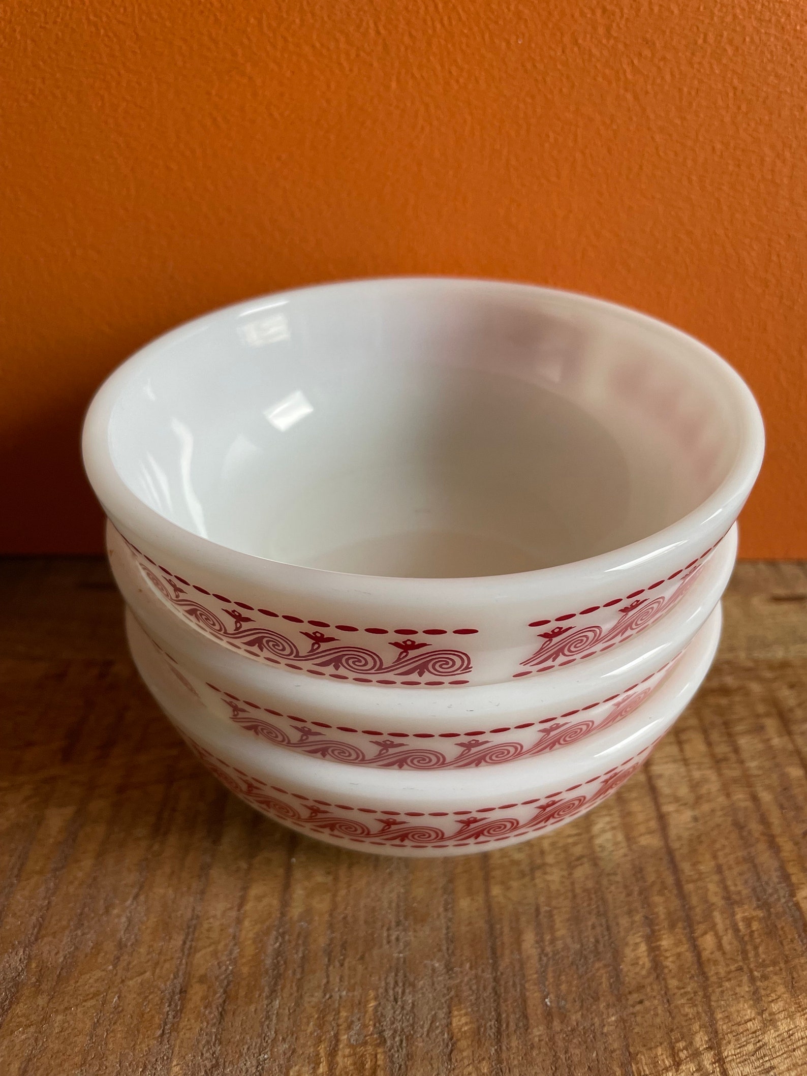 Vintage Pyrex Bowls Set – 1960s Corning Chariot Pattern Tableware - Etsy