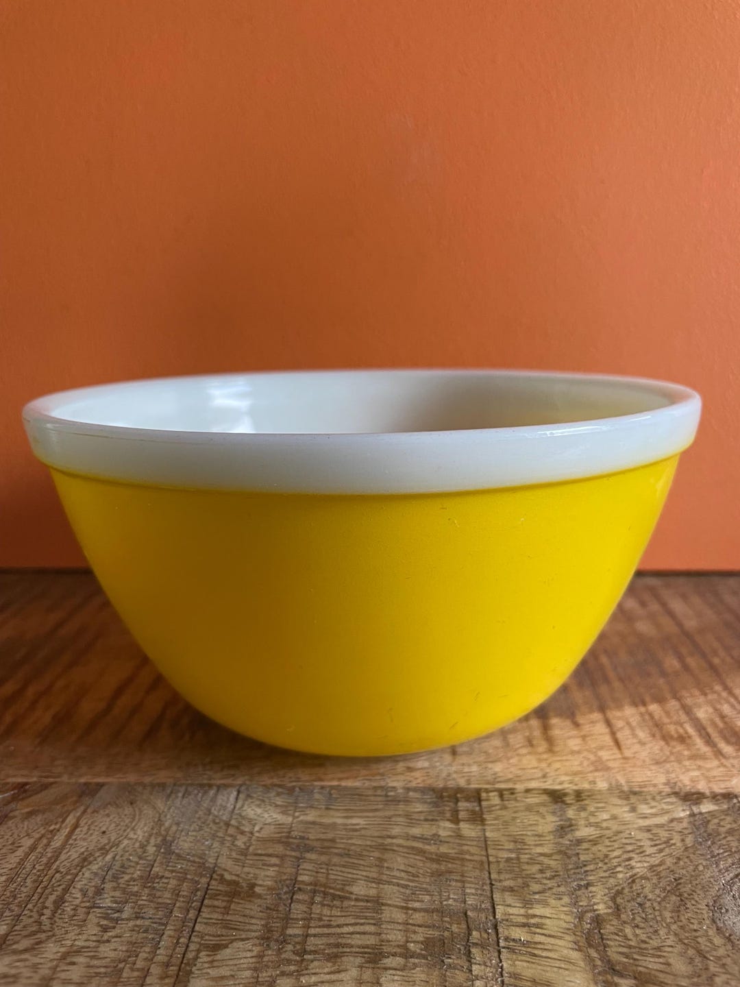 Pyrex Mixing Bowl Rainbow Bowl Yellow 702. Rare Good Quality Pyrex ...
