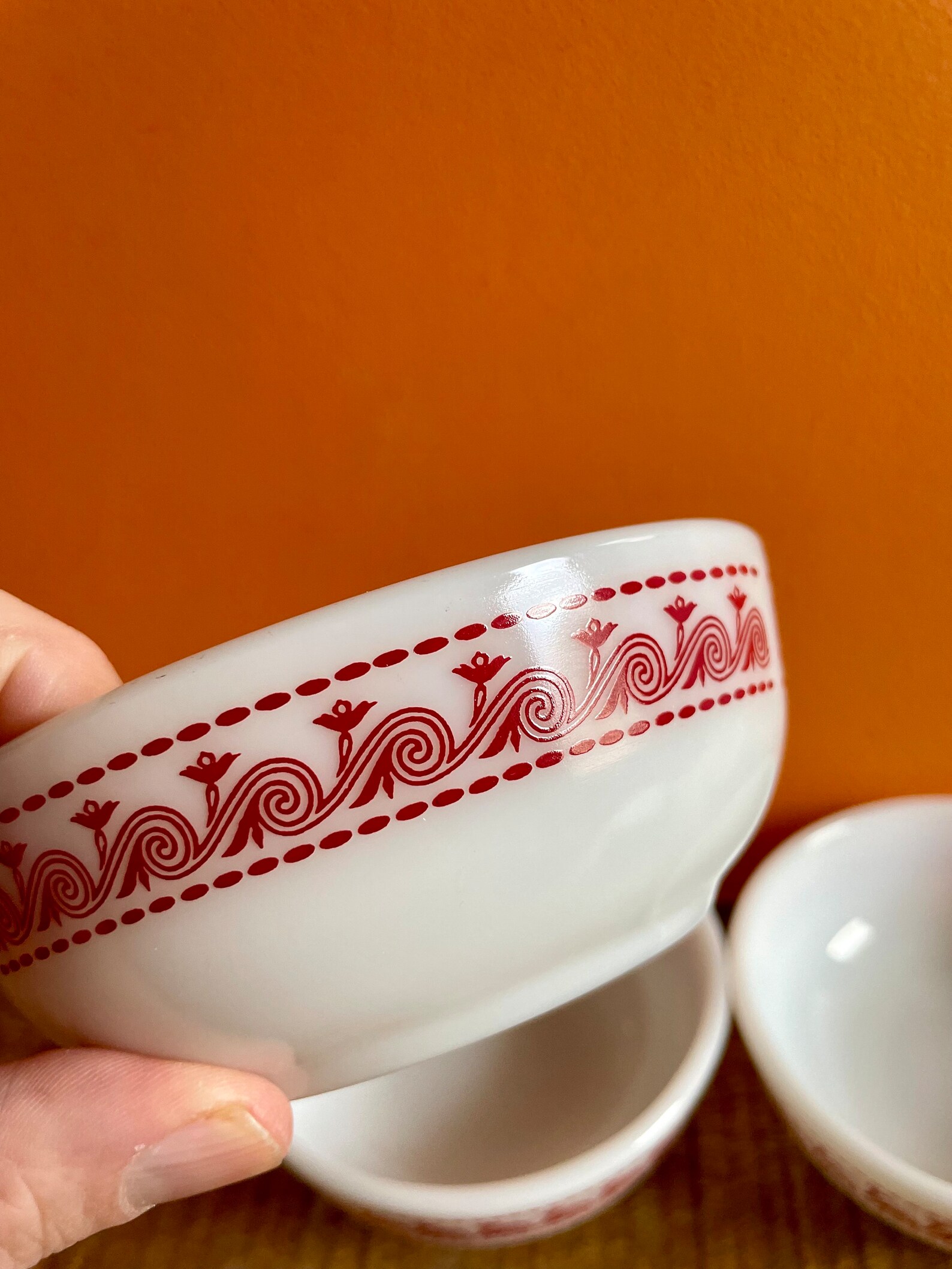 Vintage Pyrex Bowls Set – 1960s Corning Chariot Pattern Tableware - Etsy