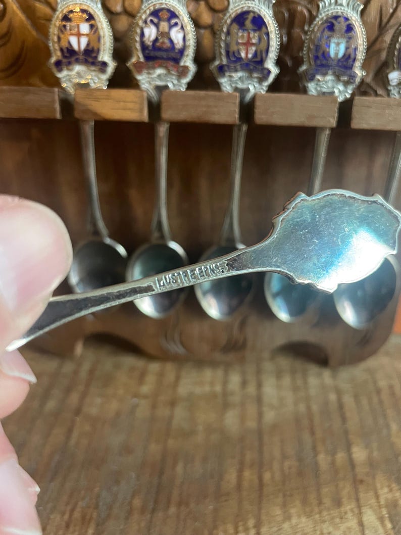 Vintage Australian Souvenir Spoon Set – City Crests, Hand-carved Bird ...