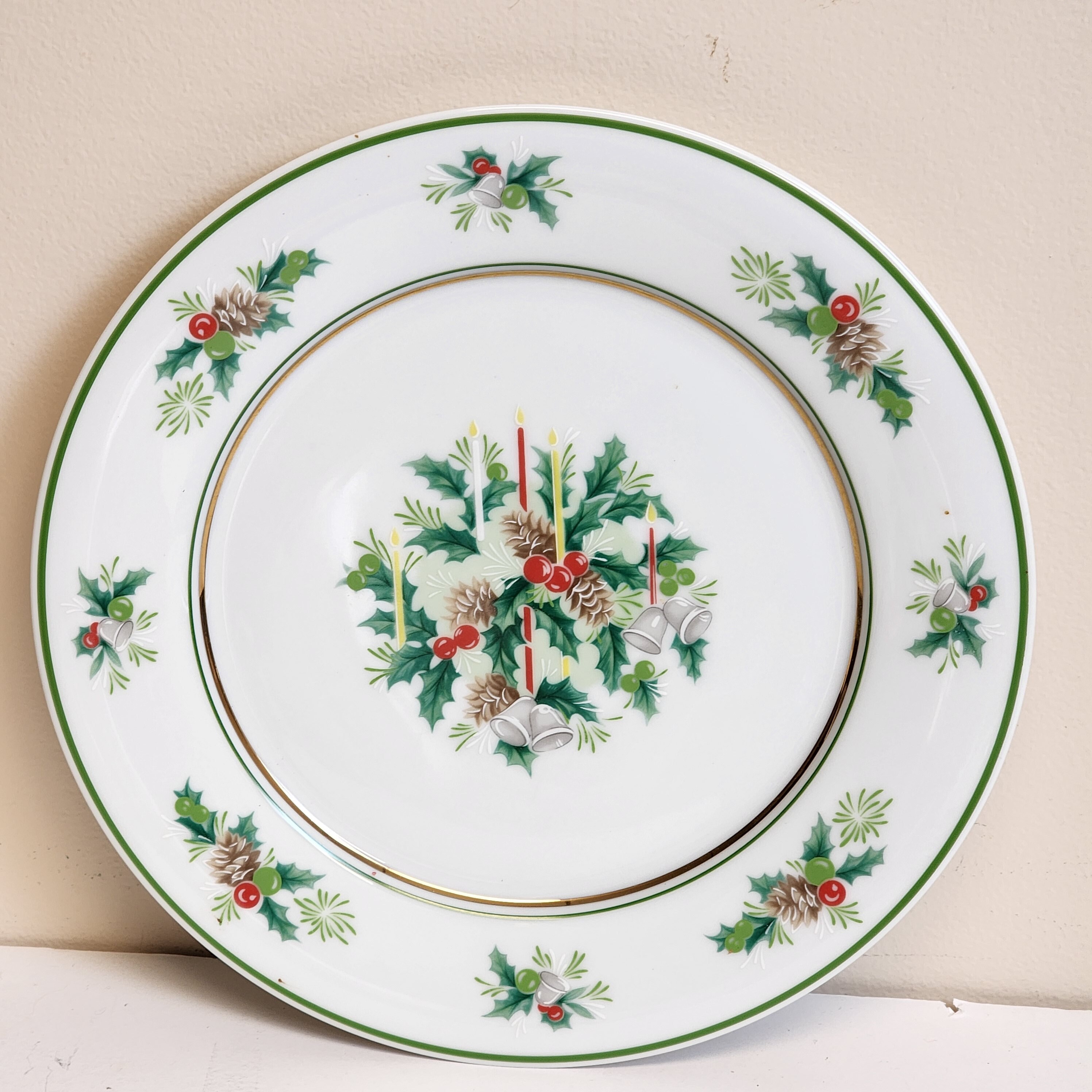 Noritake Holly 2288 Christmas Set of Dinner Plates, Salad Plates, Tea ...