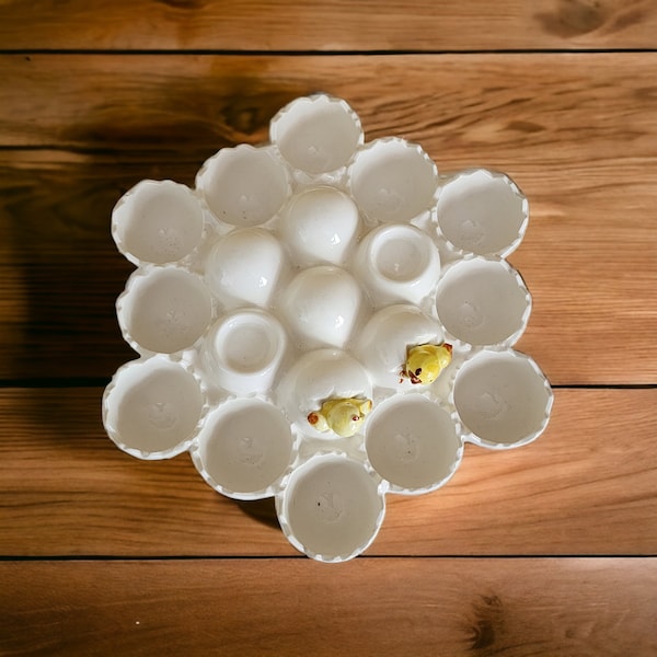 Ceramic Egg Holder - Etsy