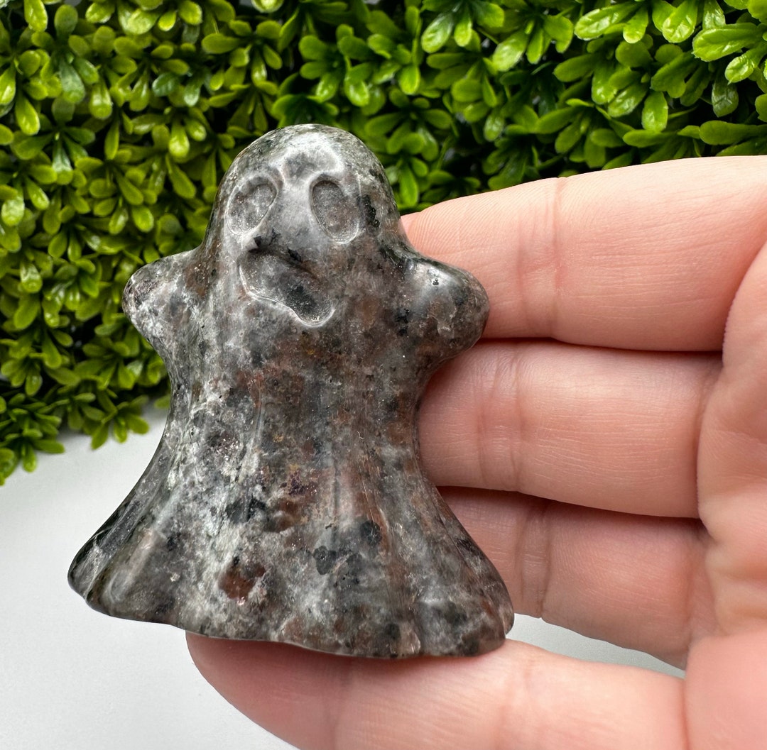 Yooperlite Ghost Carving, Yooperlite, UV Reactive, Ghost Carving ...