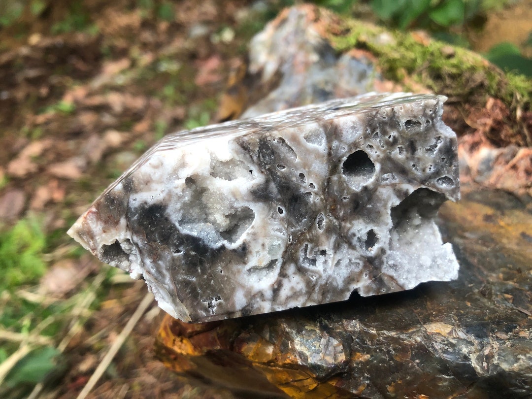 Gray Sphalerite Grounding Quartz Stone Druzy Sugar, Crystal Castle ...