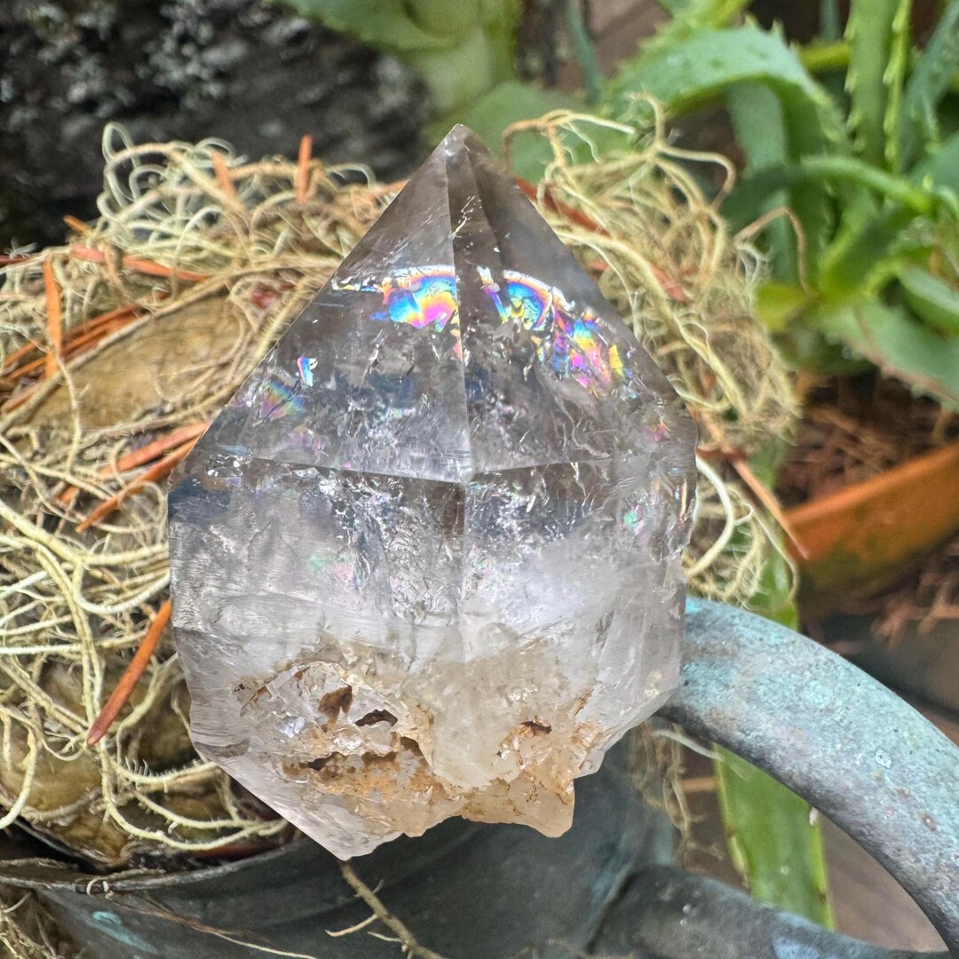 Enhydro Traveling Water Bubble Rainbow Suprise Clear Quartz Treasure ...