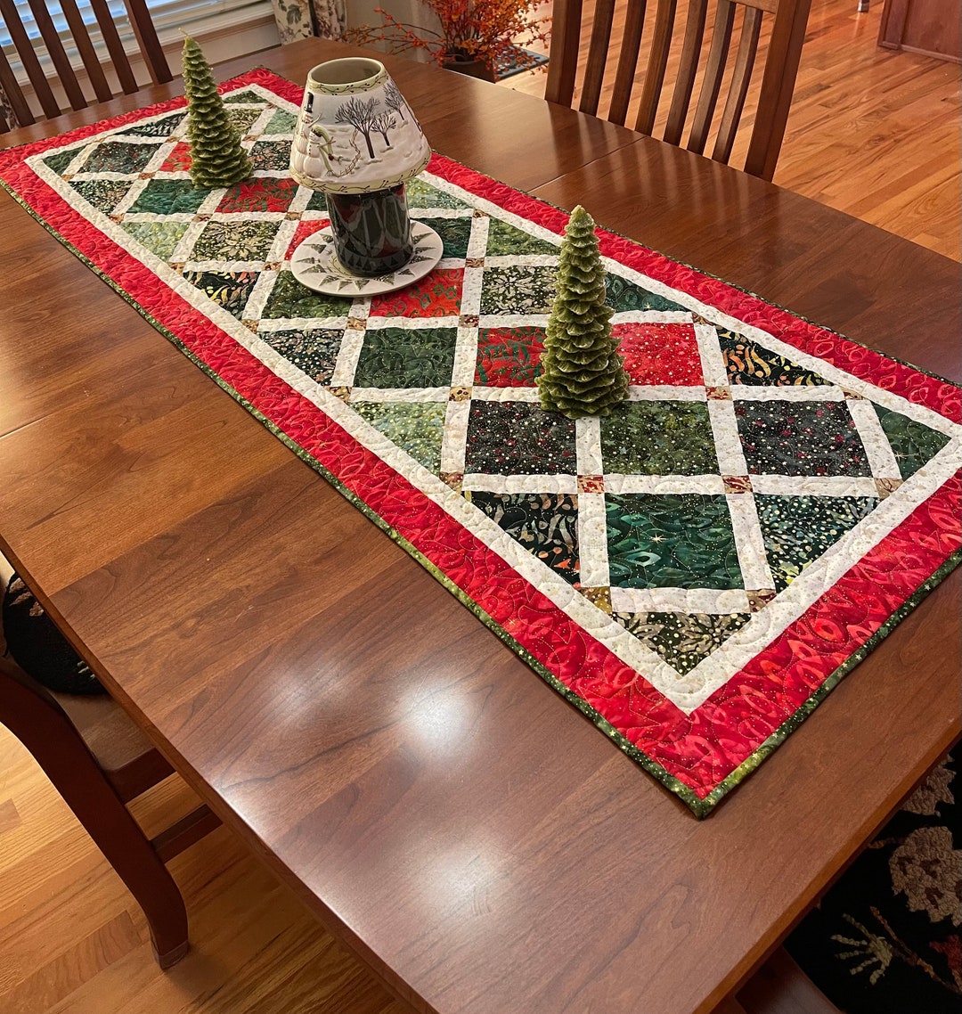 Holiday Moments Table Runner - Etsy