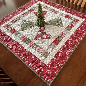 Christmas Trees Table Topper - Etsy