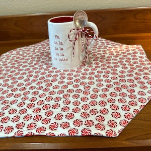 Welcome Winter Table Topper - Etsy