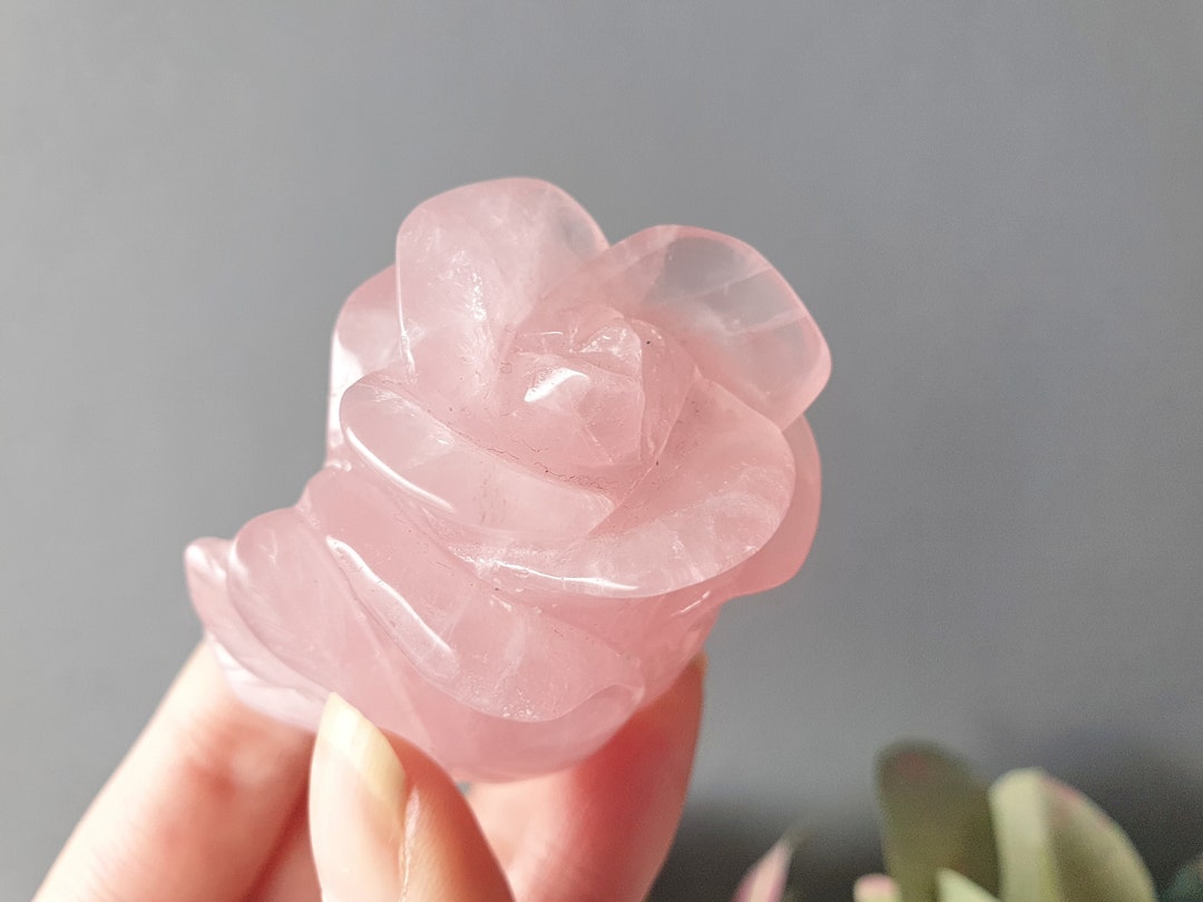 Gemmy Rose Crystal Carving | Rose Quartz Flower Sculpture | Carved ...