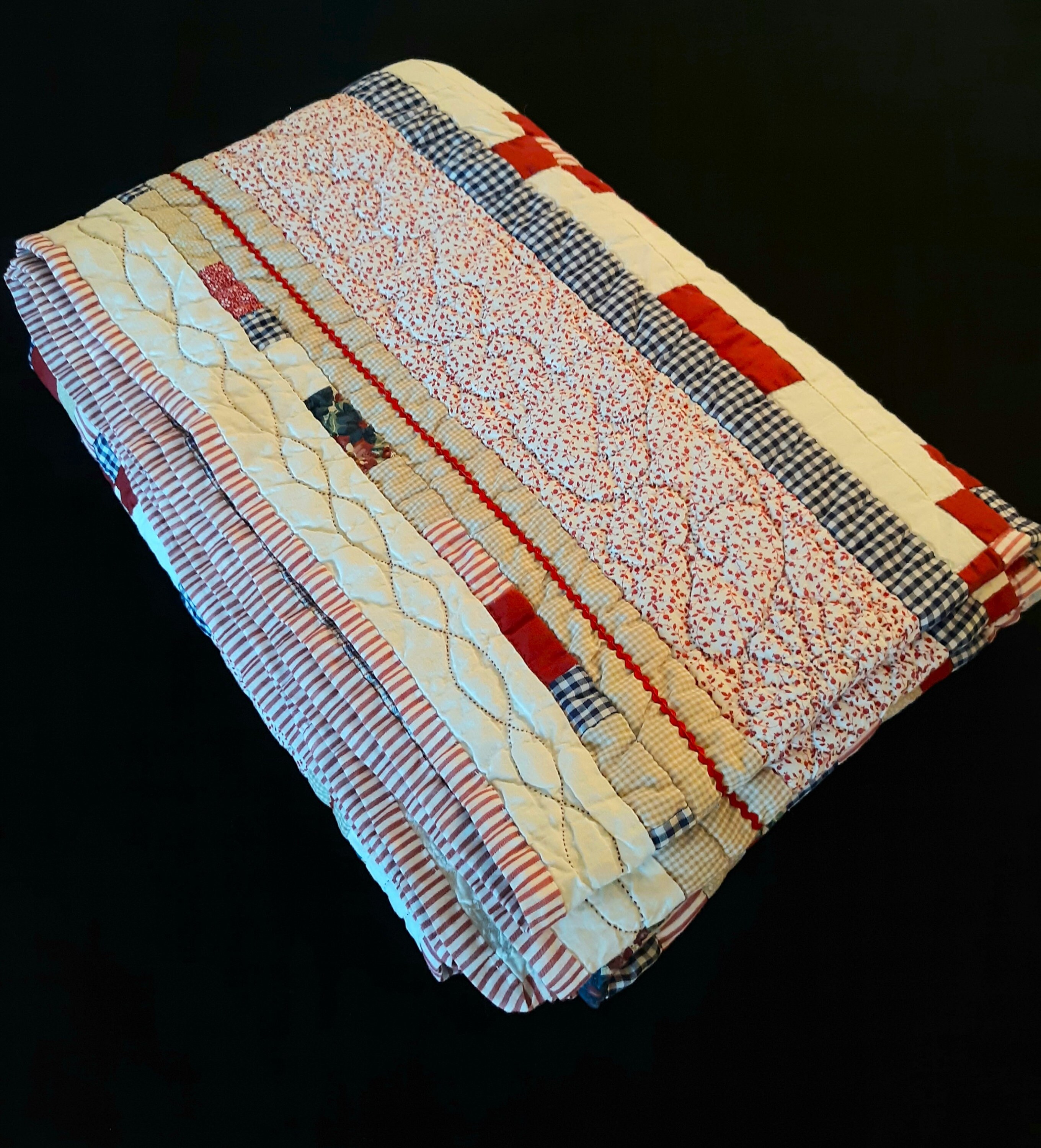 Redwork With Courthouse Step Borders - Etsy