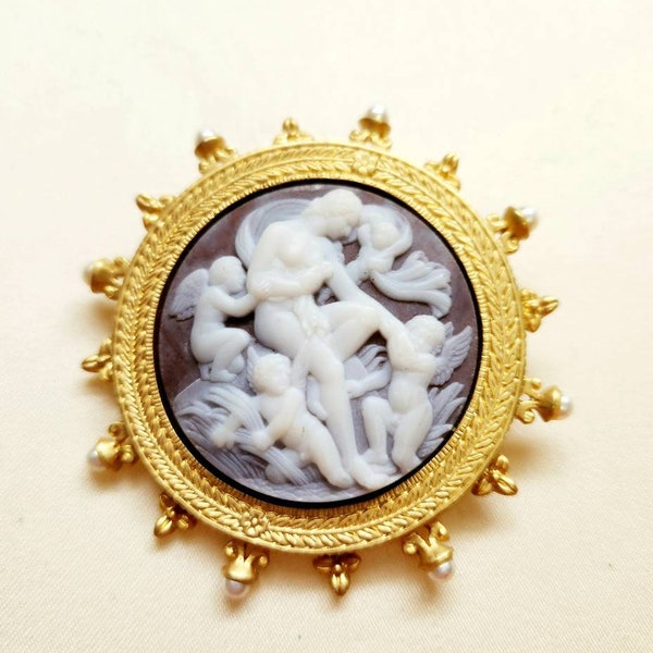 Avon Brooch - Etsy