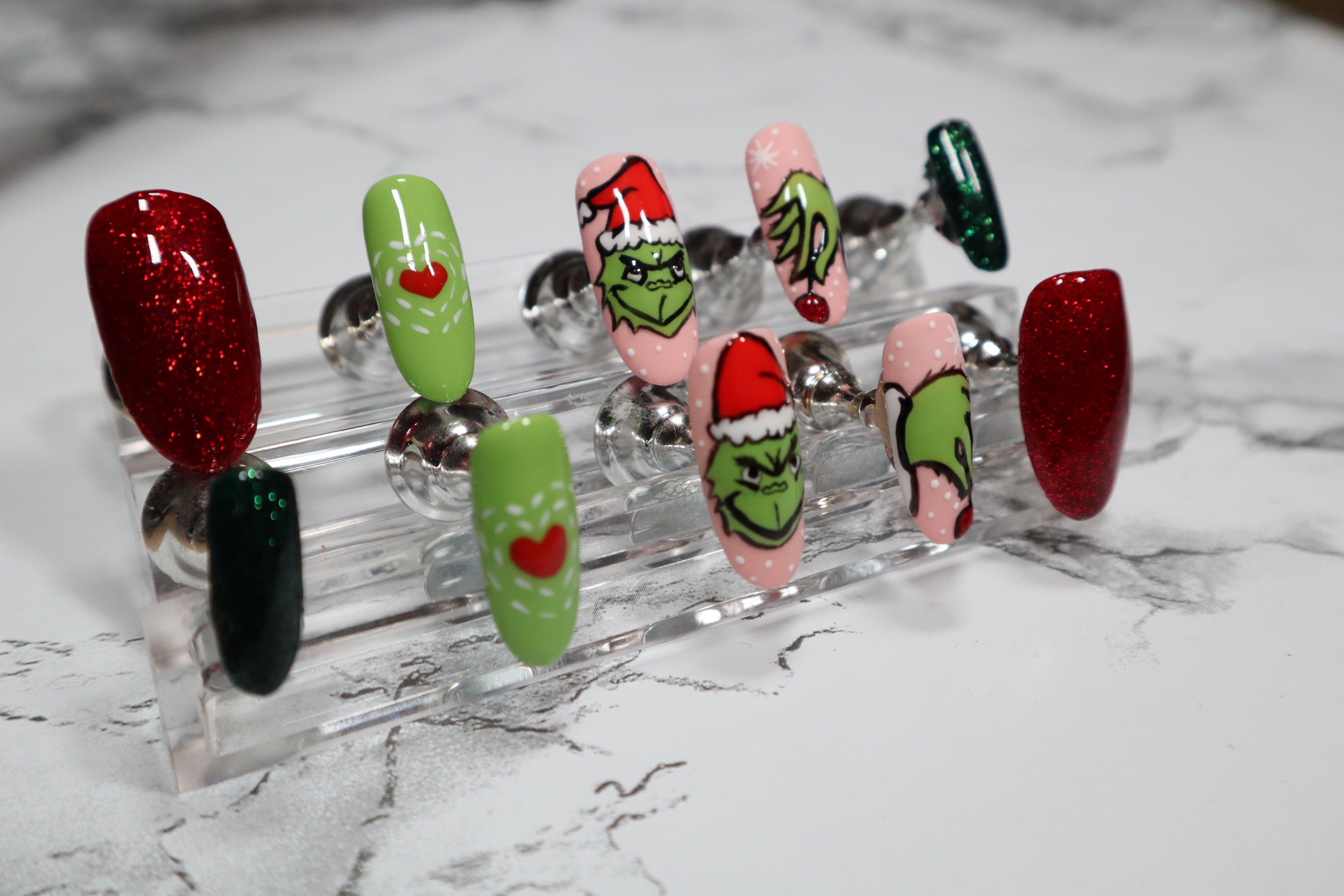 Grinch | Christmas | Acrylic Glue on Nails | Set of Ten - Etsy