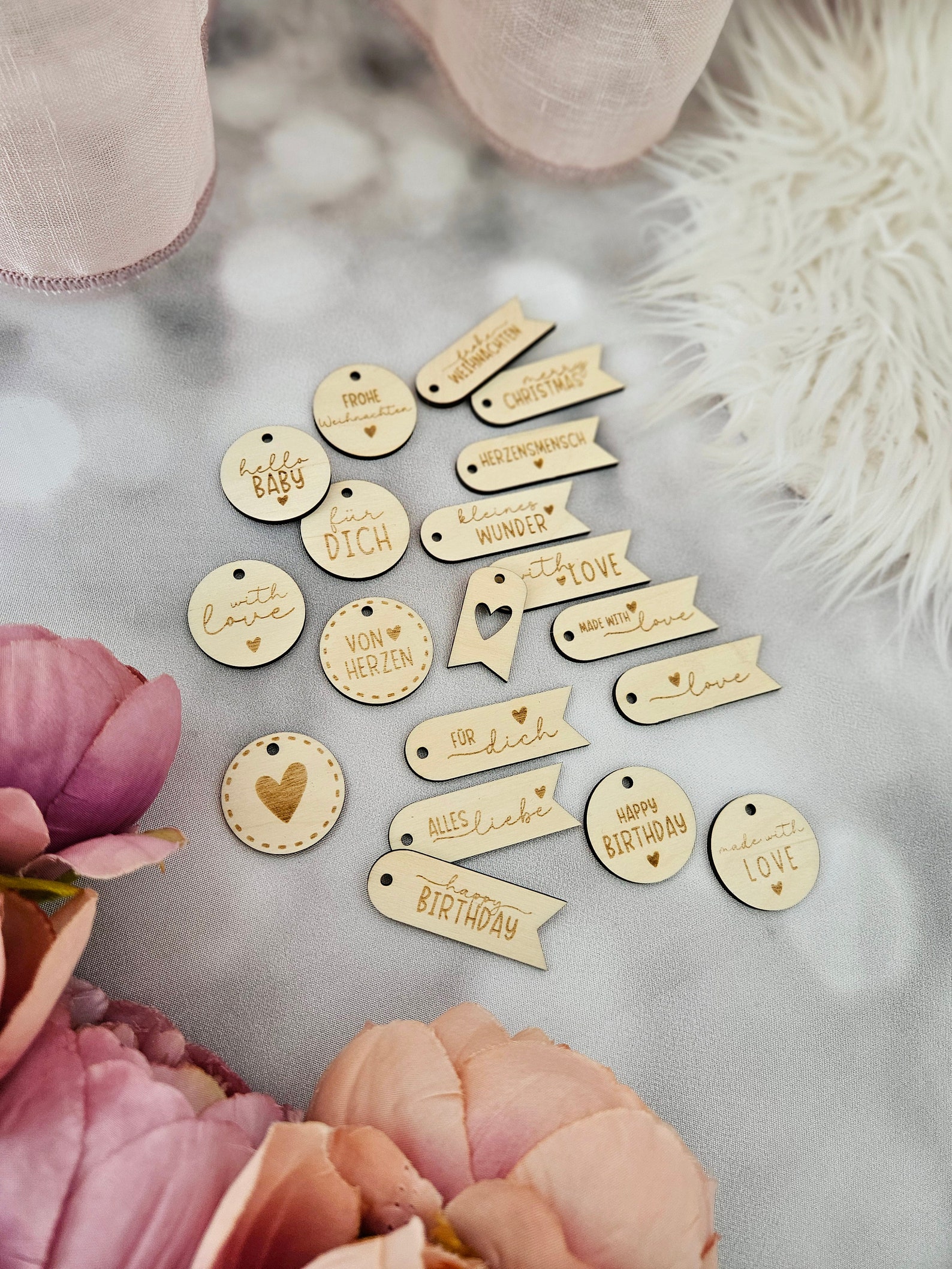 SVG Laser File 25 Gift Tags, Pendants, Decorative Tags, SVG Laser Cut ...