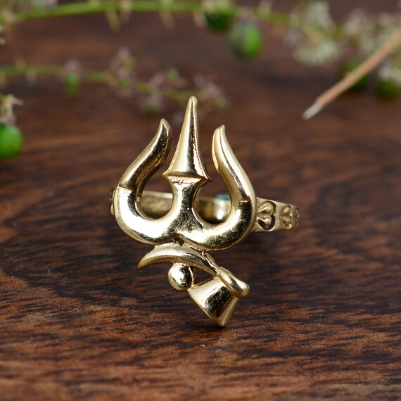 Shiv Trishul Om