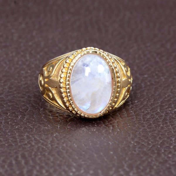 Gold Moonstone Ring - Etsy