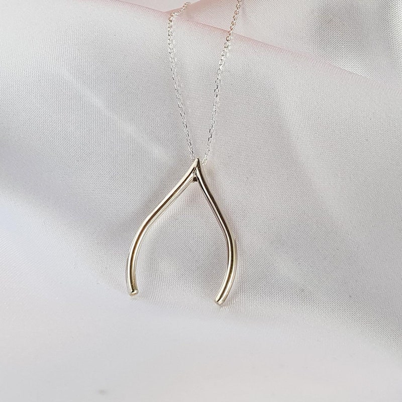 Gold Key Necklace G - Etsy UK