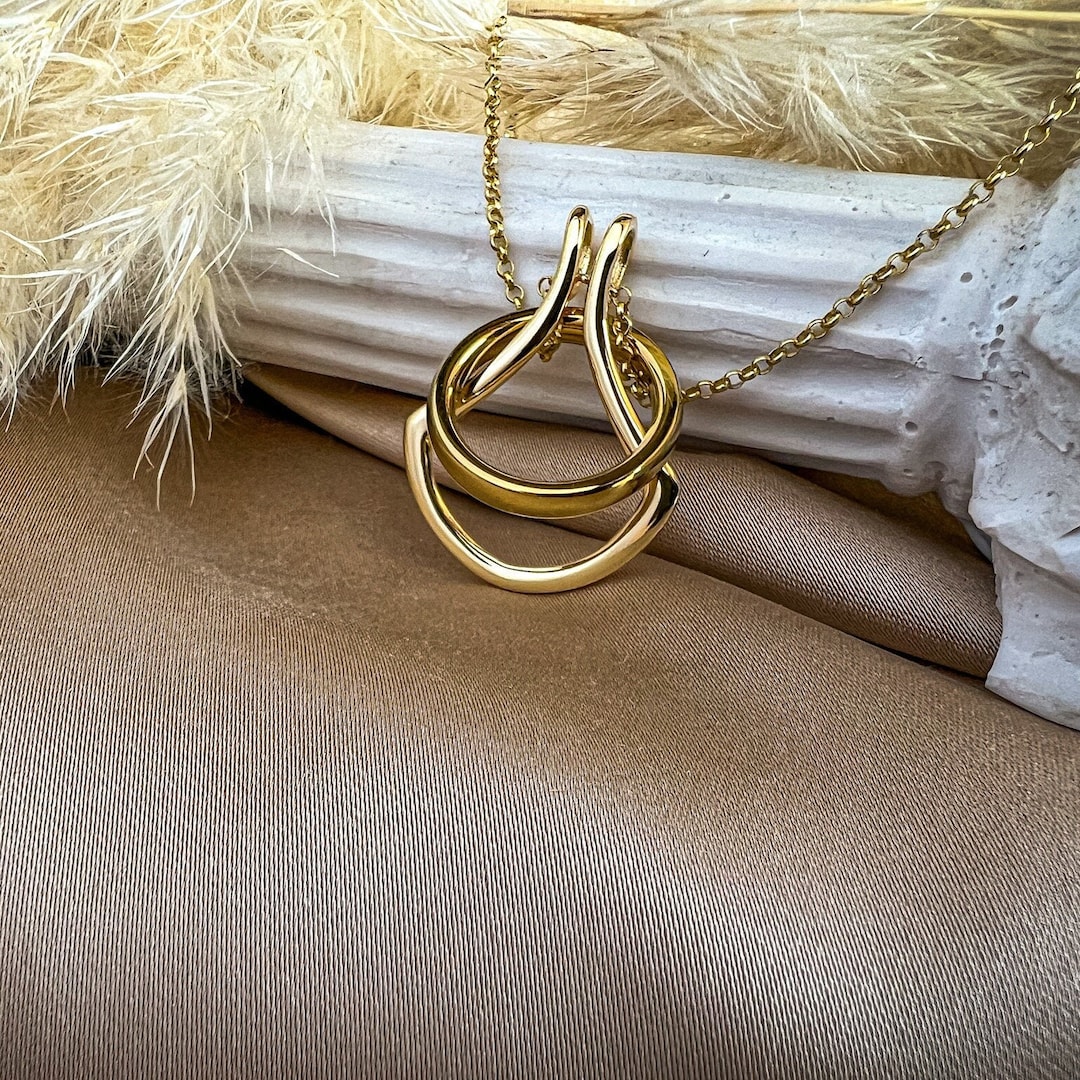 Wedding Ring Holder Necklace, Horseshoe Ring Saver Necklace, New Doctor ...