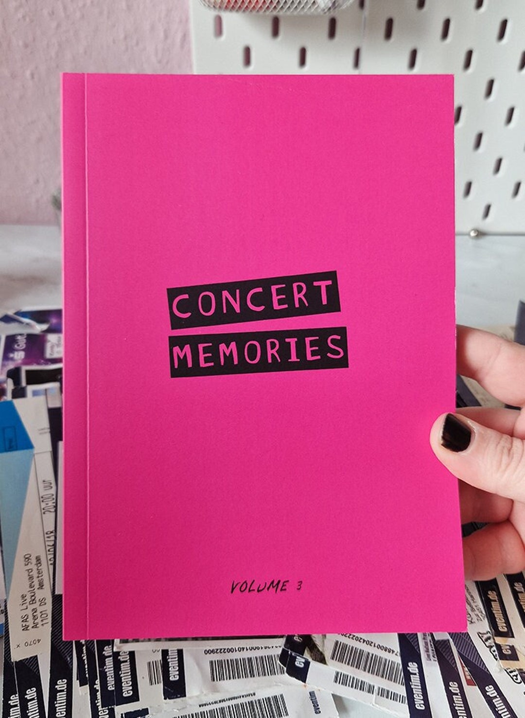 NEW Pink Concert Diary for 70 Shows VOLUME. 3: Concert Memories Concert Planner Concert Memories ...