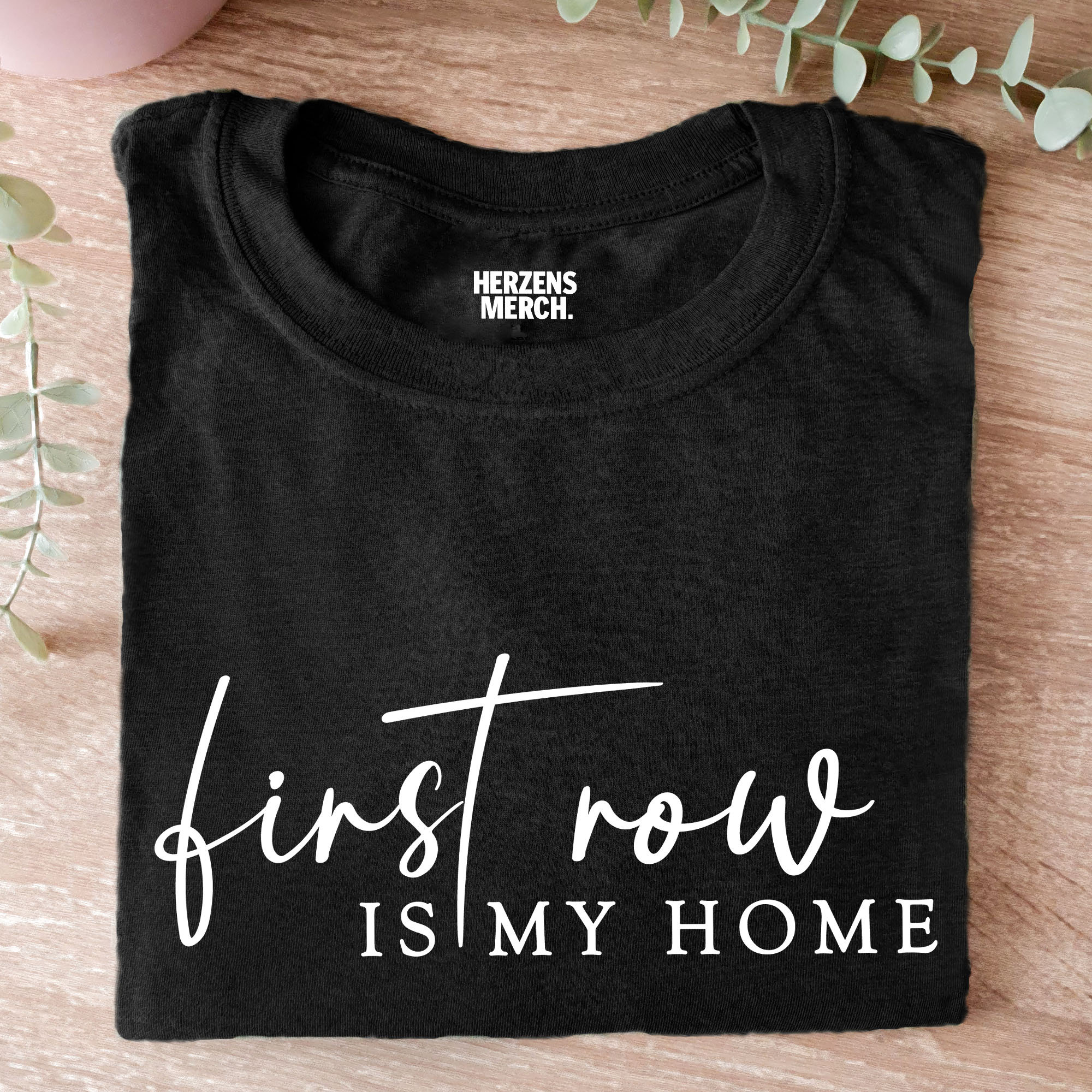First row merch - Etsy.de