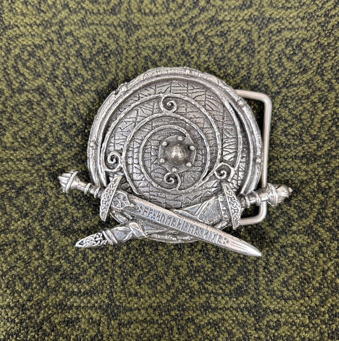 Viking Shield and Swords Belt Buckle - Etsy