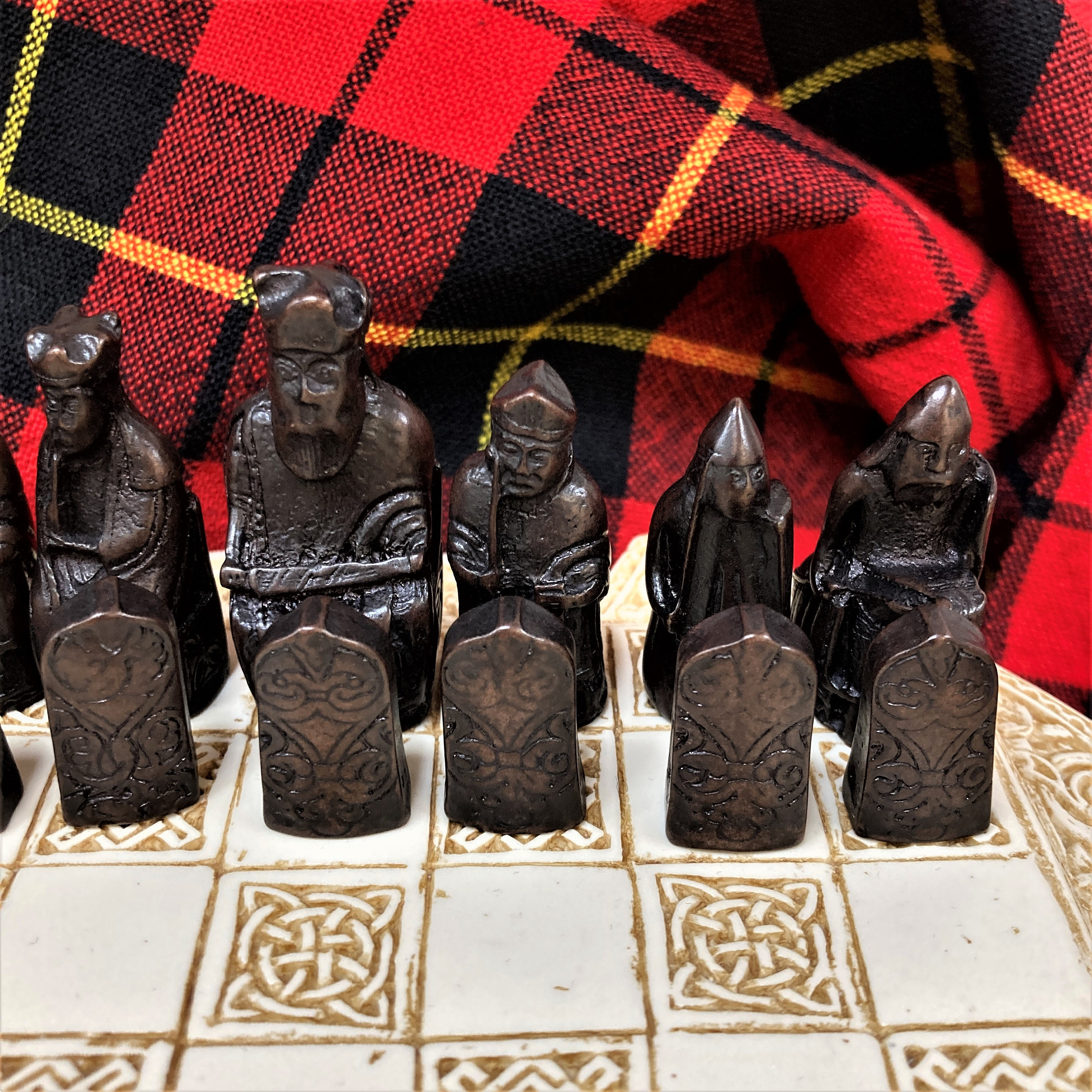 Isle of Lewis Chess Set in Carved Celtic Box, Small - Etsy